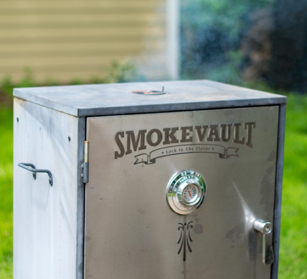 How to Clean a Smoker | Umami
